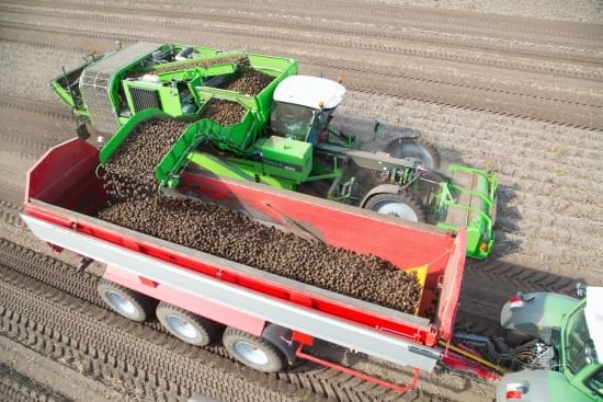 AVR introduces Puma 3, its new and efficient four-row potato harvester ...